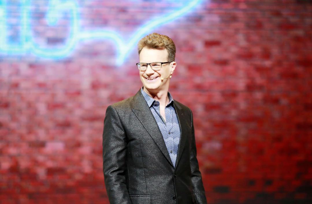 After being awakened by Feng Gong's words, he decisively left China ...