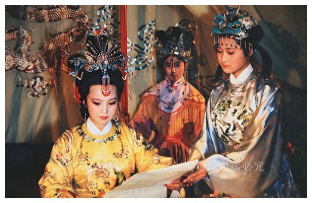 The real reason why the Jia family ransacked their homes was because ...