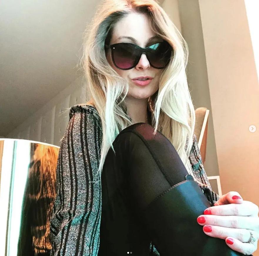 Veronica Weston, a talented and talented actress, profile and pictures ...