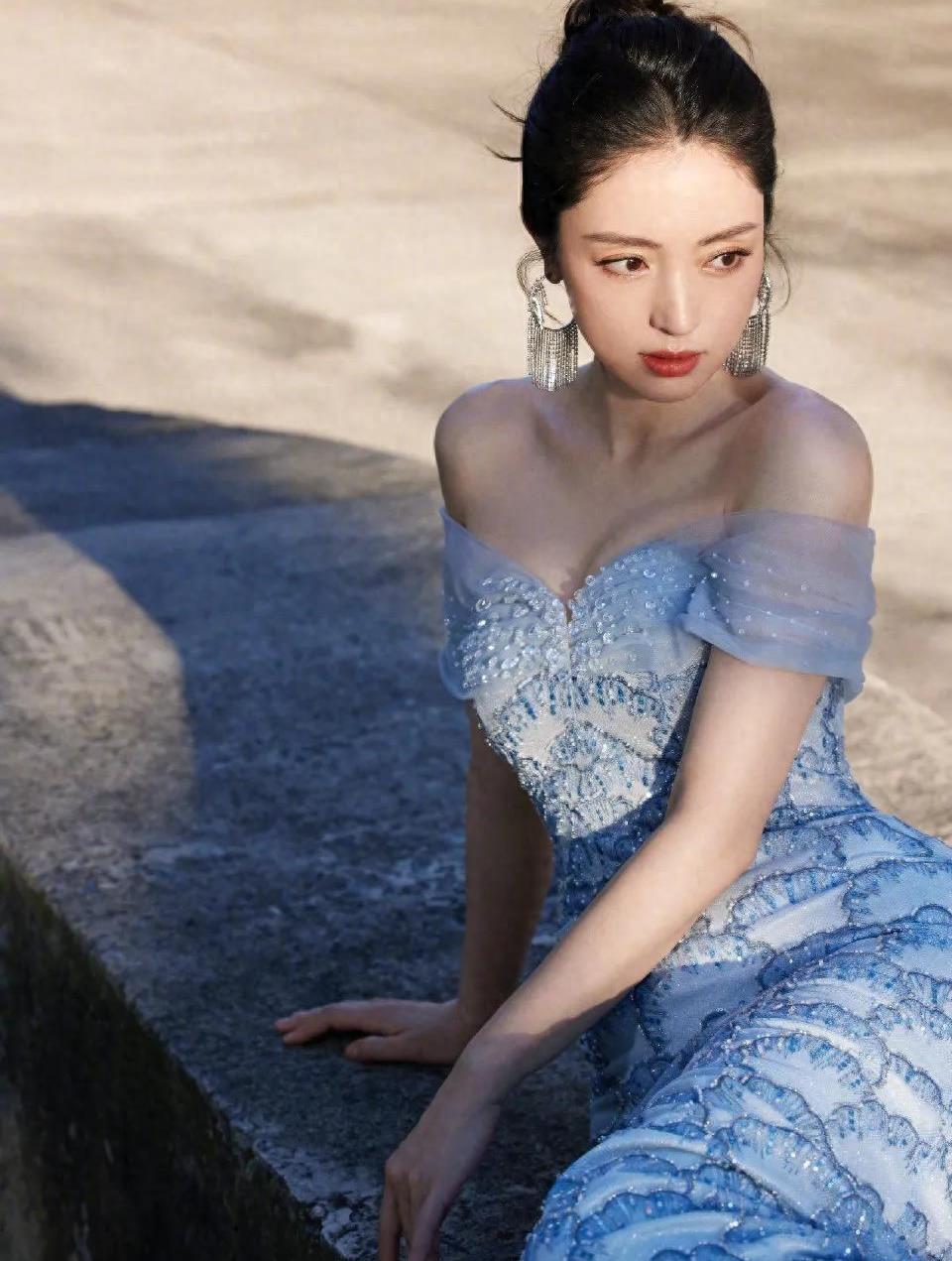 Celebrity Pictures Issue 204 - Dong Xuan - iNEWS