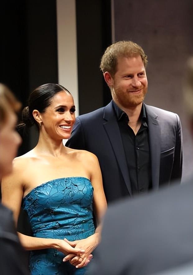 California Four Candy Battle - iNEWS