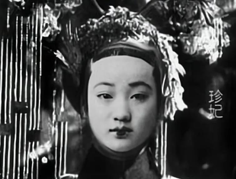 Regret at the bottom of the well: Concubine Zhen, she is really amazing ...