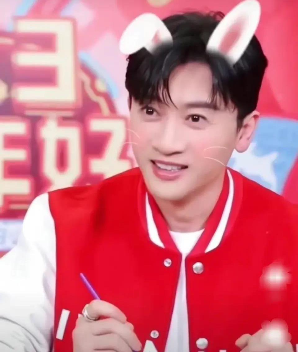 Deng Wei, Yu Shi, Luo Yunxi, Su Youpeng, Jin Chen and Peng Yuyan - iNEWS