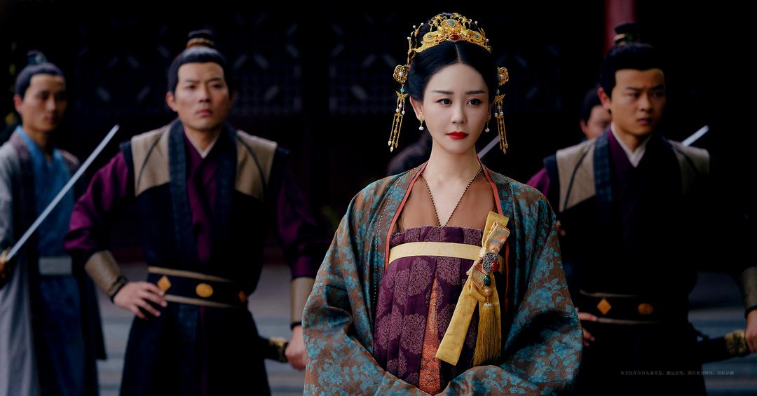 Hai Lu, the actress who played the role of the Queen Mother when she ...