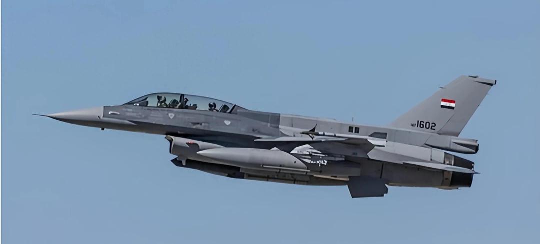 The power to shake the world! Pakistan Air Force's J-10 fighter jet's ...