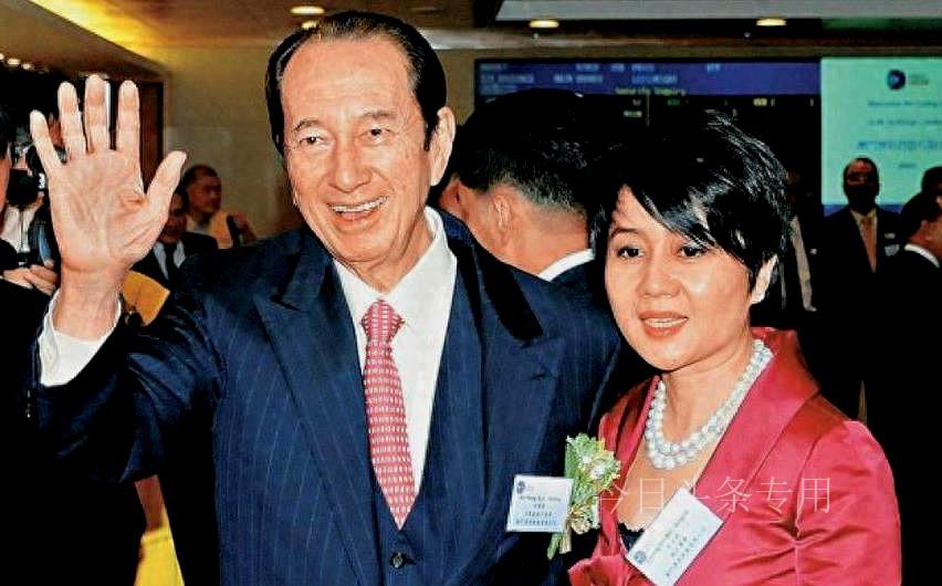 Four bedrooms and two bedrooms merged again. Why did the Ho family ...