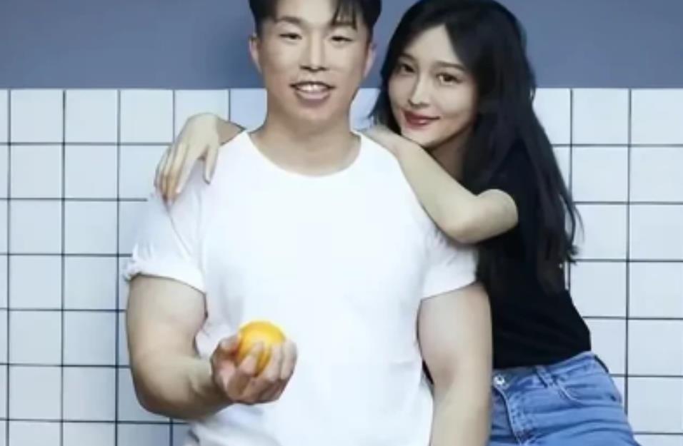 In 2010, Cao Yunjin ran away from Deyun Club and took away 19-year-old Shaobing - iNEWS