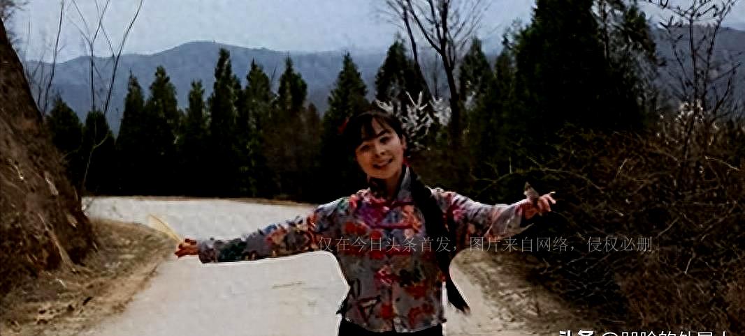 Grassroots singer Wang Erni's identity was exposed and she hid it from ...