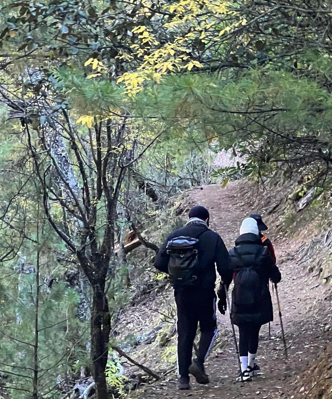 Hu Beiwei and Shan Liwen travel again after 3 years. The couple went to ...