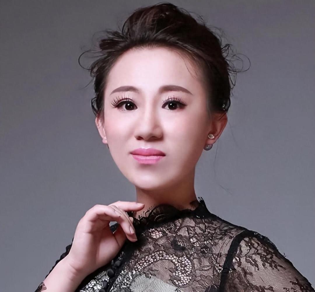 Yadan, who became famous overnight 14 years ago, is now completely ...