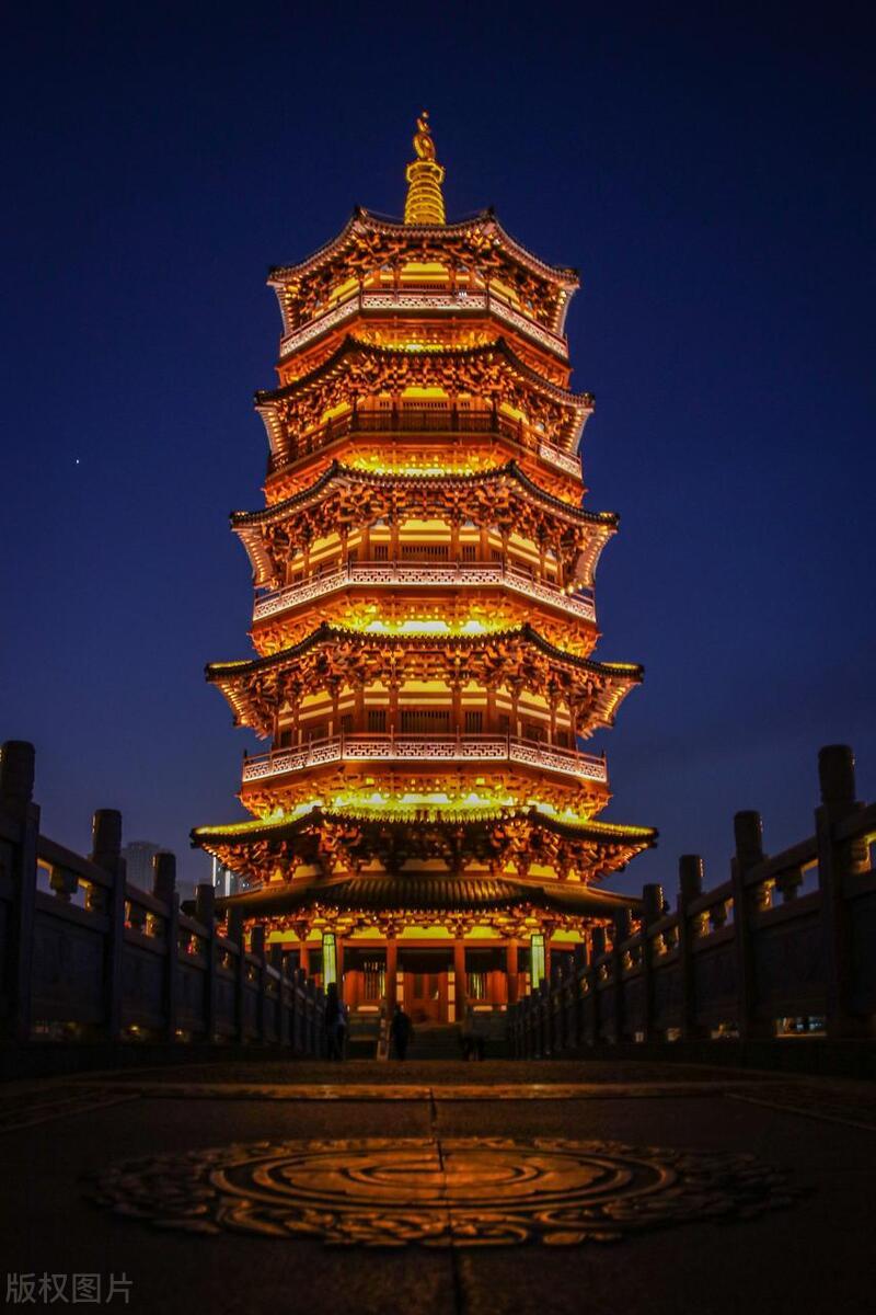 Why did Wu Zetian hand over the throne to the descendants of the Li ...