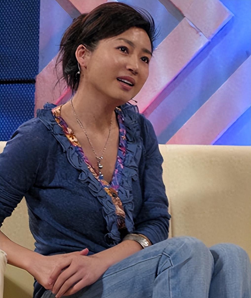 CCTV first lady Wang Xiaoya! The first marriage was to a rich man, the ...