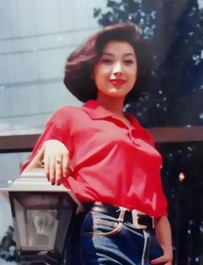 In 1994, in order to buy the song "Wish You Peace", Sun Yue had to ...