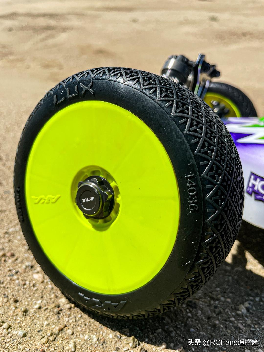 AKA Lux 1/8 tires - iMedia