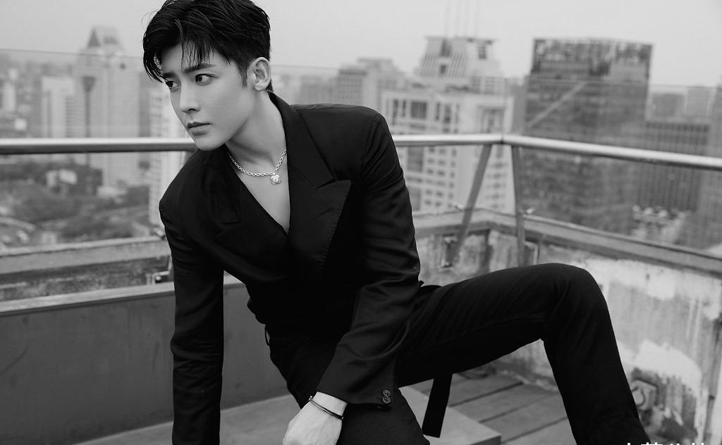 Cheng Xiao, Peng Yuyan, Hou Minghao, Li Jinming, Yu Zheng - iNEWS