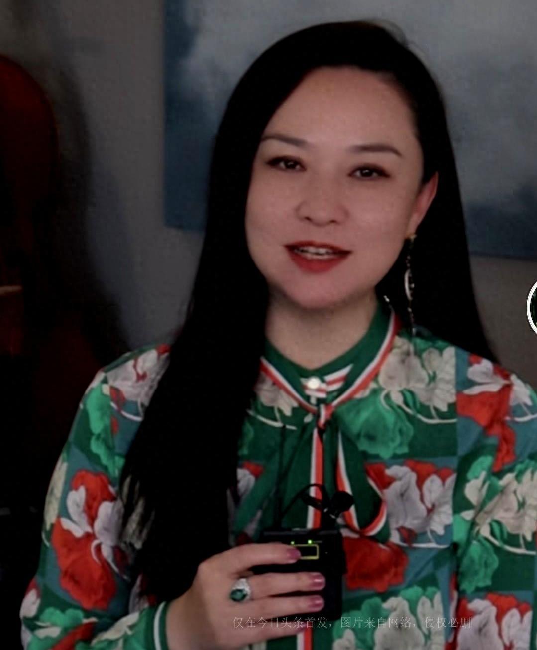 Zhang Fang's 48th birthday: Dinner with Xu Weijie and his wife, and posted a photo with former ...