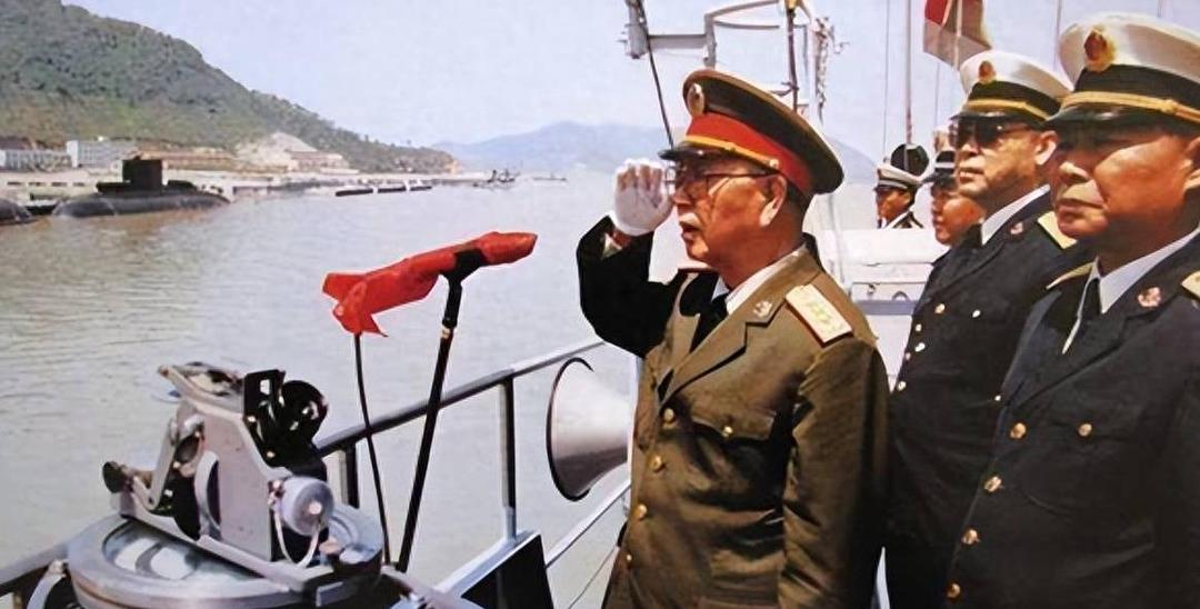 Chronicle of warship events: Nine cracks appeared and the mast antenna ...