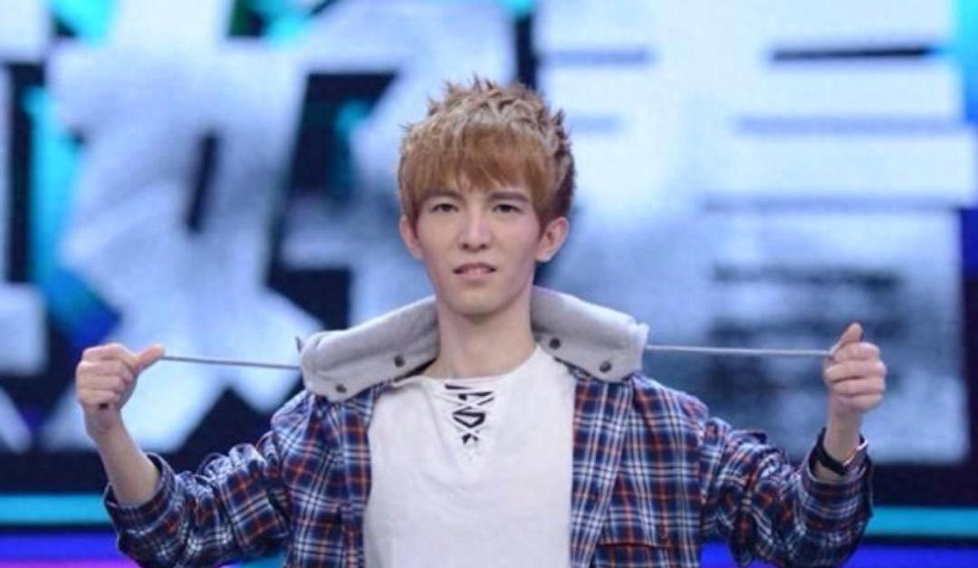 "Destined rival" Han Han and Guo Jingming, why is the gap between the ...