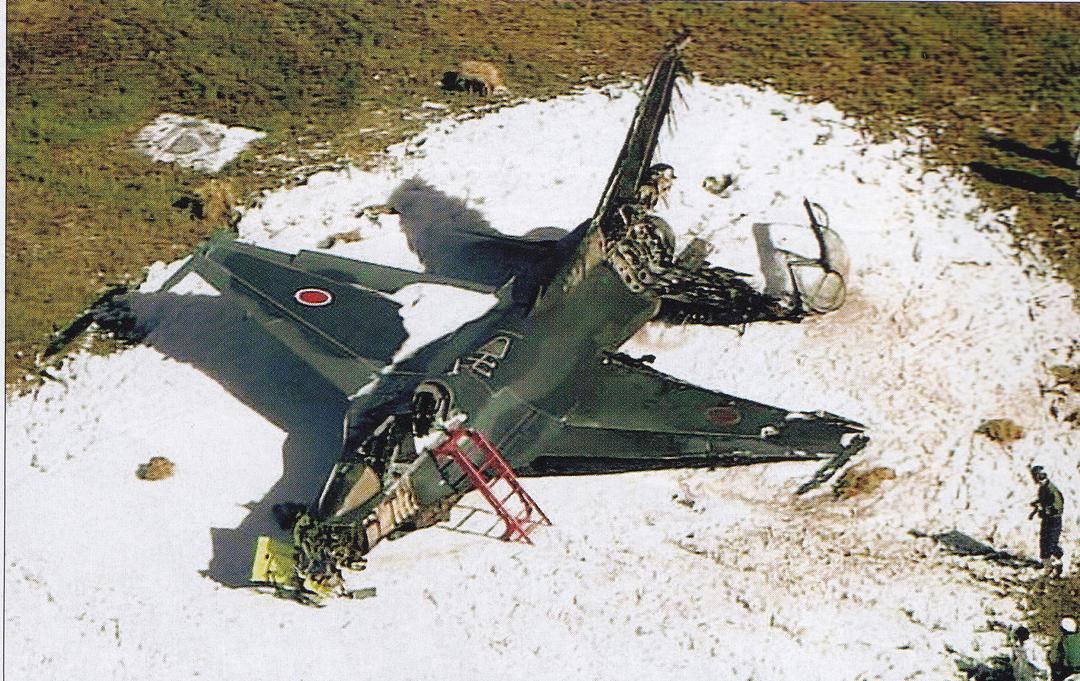Behind-the-scenes analysis of the 2007 Japan Air Self-Defense Force F-2 ...