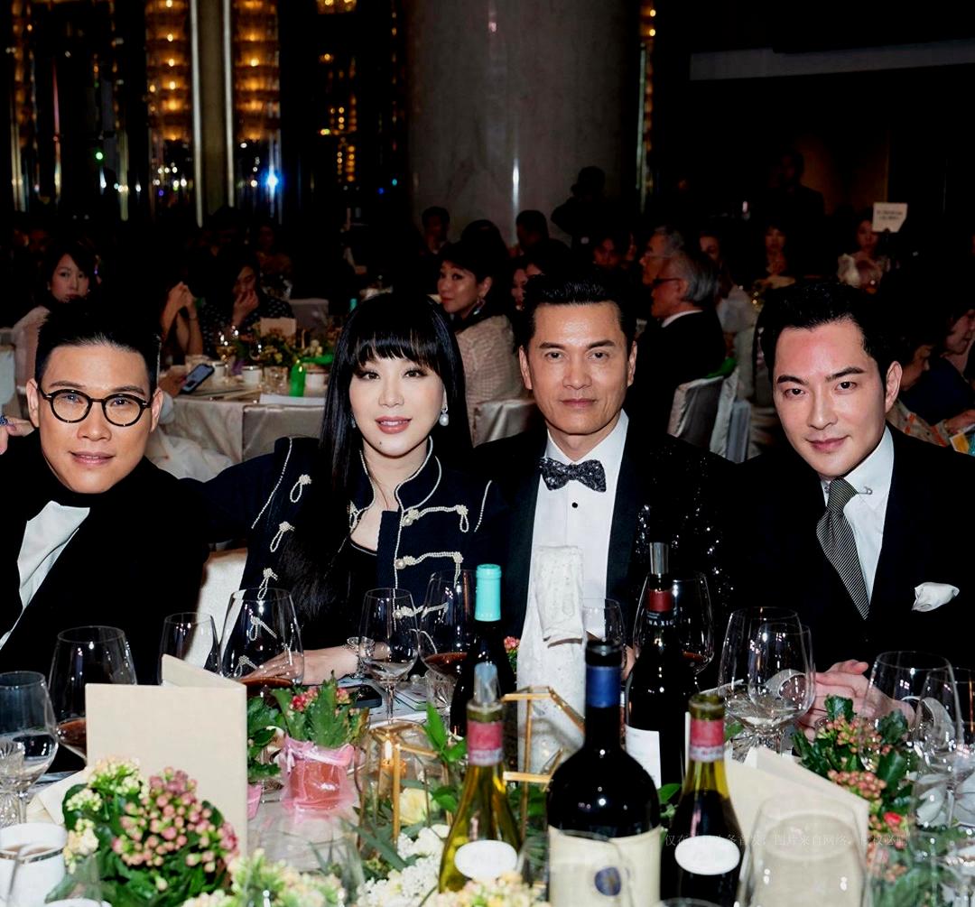 48-year-old Zhang Yushan openly had a relationship with a wealthy businessman. She was divorced ...