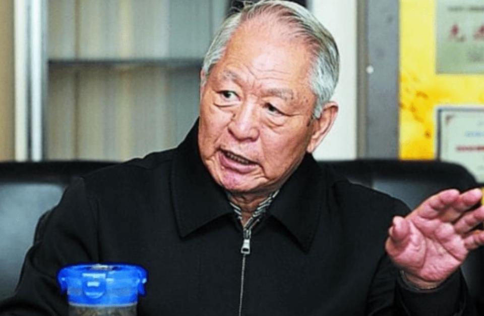 Jiang Qing used four full-time secretaries. What happened to them? One ...