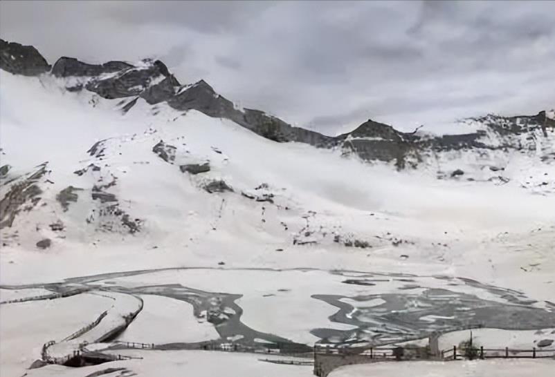 It is said that the dynasty was in the "Little Ice Age" period. How ...