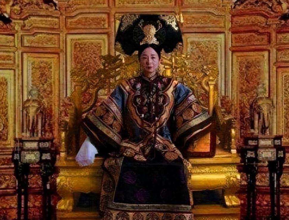 There was actually a secret room in Cixi's bedroom, which was opened ...
