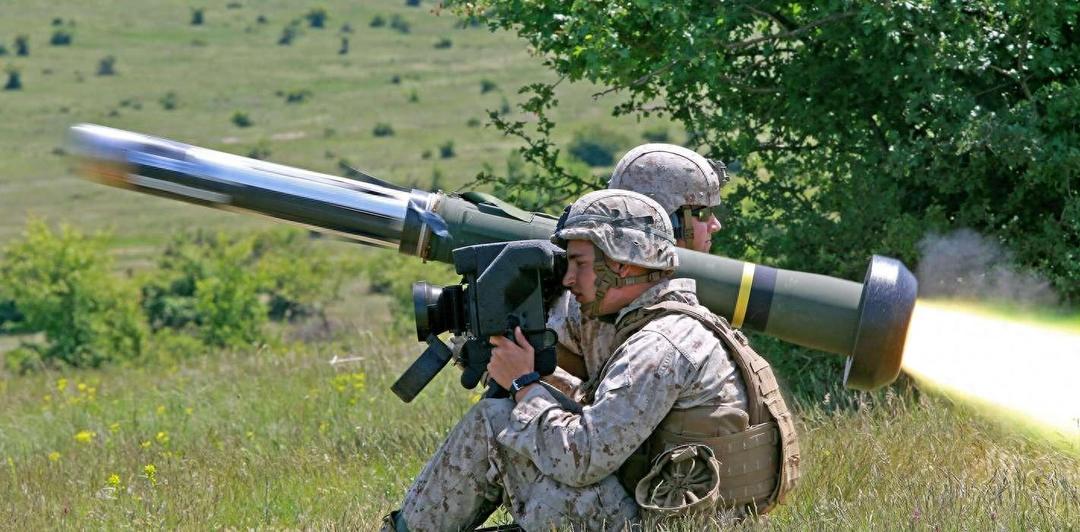 The world's smallest missile developed by China. - iNEWS