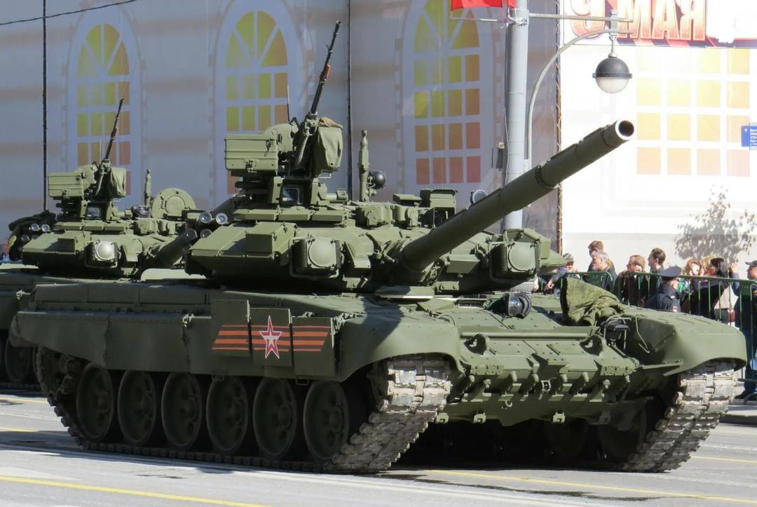 The invincible Overlord tank is invincible and absolutely shocking - iNEWS