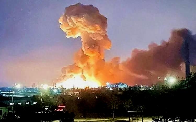 The Russian army used cluster munitions for saturation bombing to deny ...