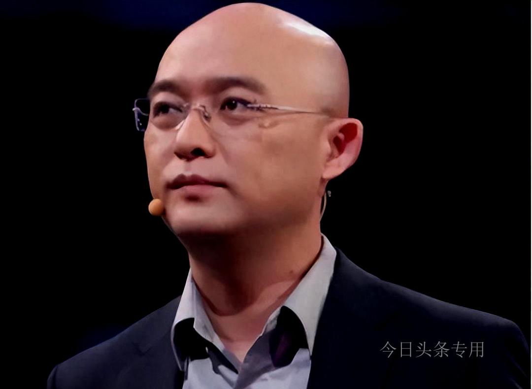 Host Meng Fei: At the peak of his career, he chose to "disappear" on ...