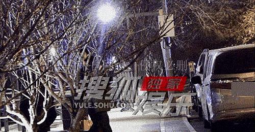 Jiang Wen's family of four eats Japanese food, and the second son Jiang ...