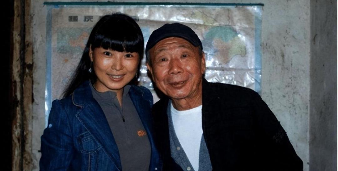 Famous actor Wu Ma: Married a lovely wife 23 years younger than him ...