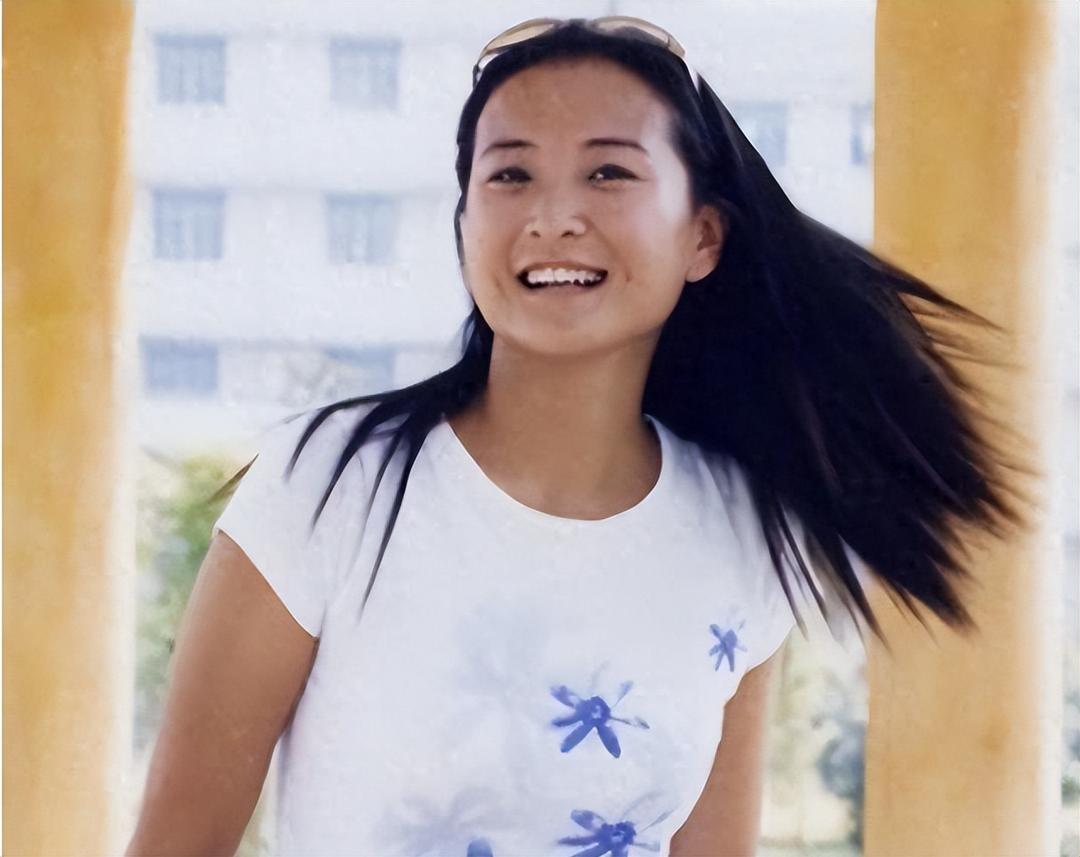 41-year-old Jia Ling suddenly lost 50 pounds and was completely ...