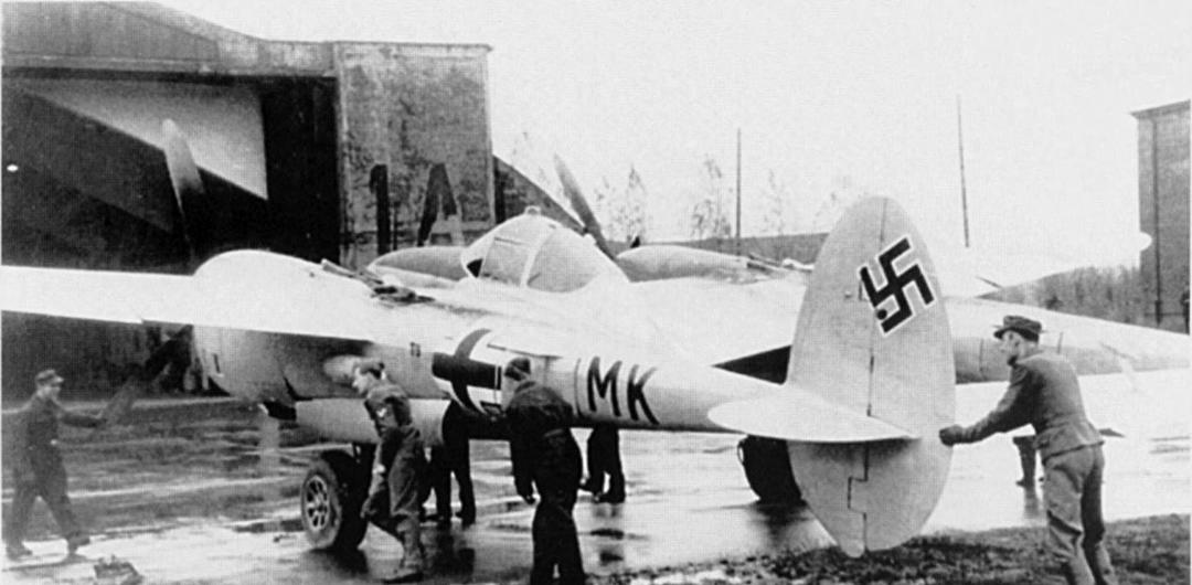 The only pilot in American history to defect from a plane, claiming to ...
