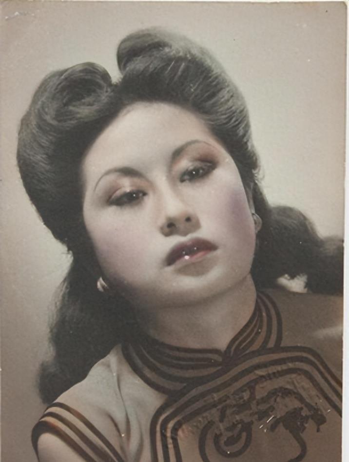 A generation of enchantress had a rough love life. She once fell in ...