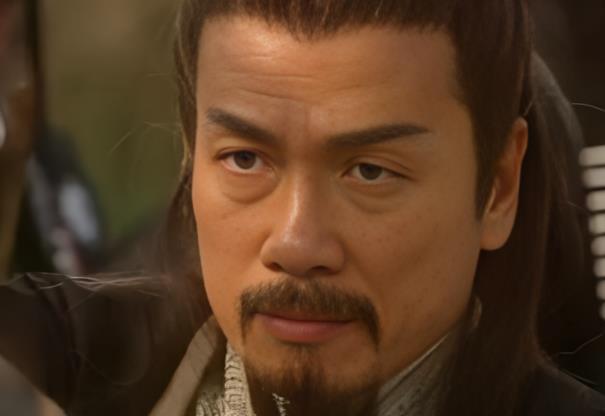 30-year-old Linghu Chong married Yi Lin and Lan Fenghuang and gave ...