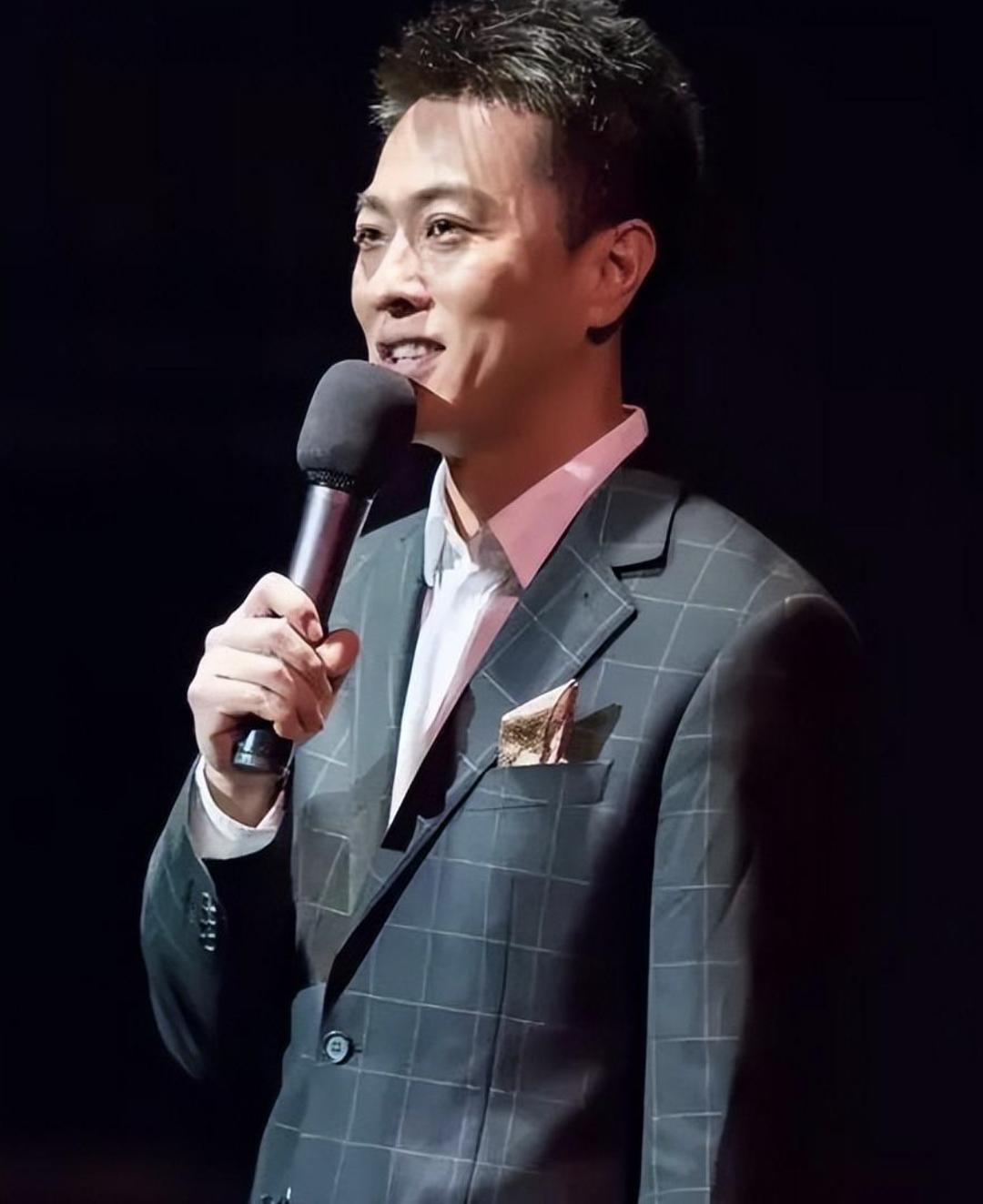 Host Gu Guoning: I lost my father at the age of 40, got divorced at the ...