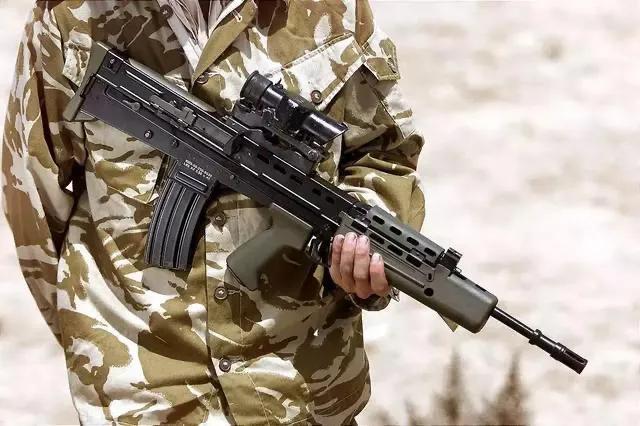 Why do Israeli soldiers like to use M4/M16 rifles? Isn't the domestic ...