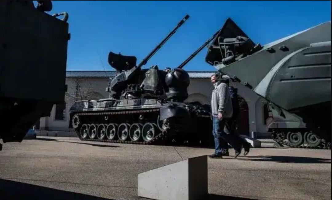 The Ka-52 nemesis is here! Germany aids Ukraine with "Cheetah" self ...