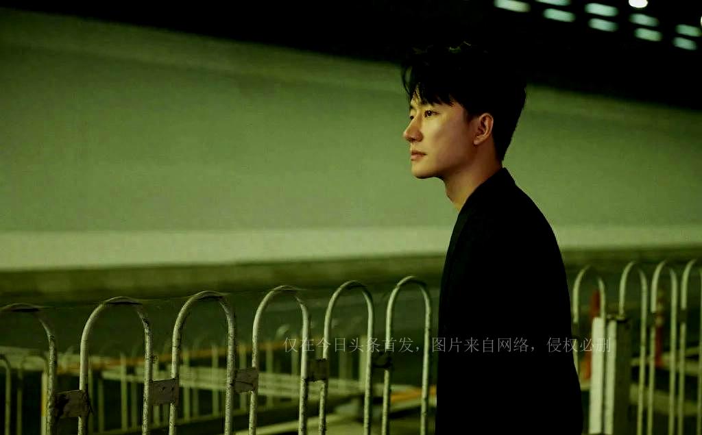 How big is the difference in the treatment of celebrities in the ...