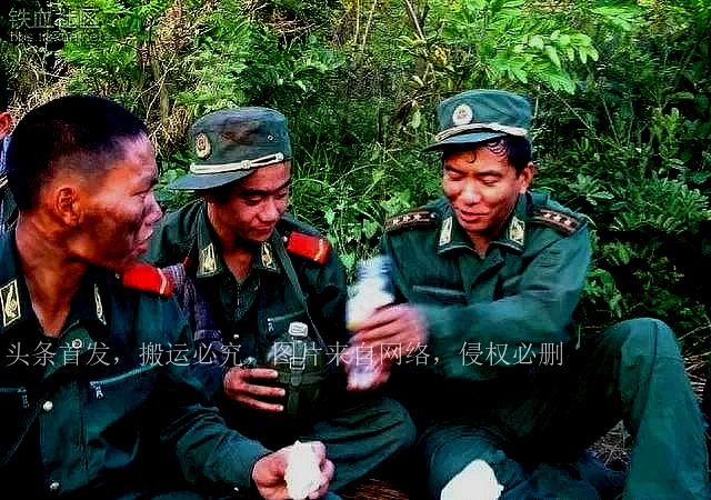 The armed police force also has chaotic uniforms? - iNEWS