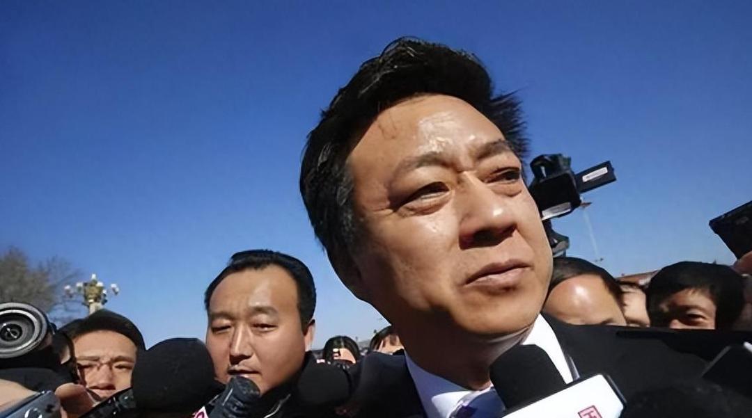 Ups and downs and tolerance: Zhu Jun's tortuous life journey - iNEWS