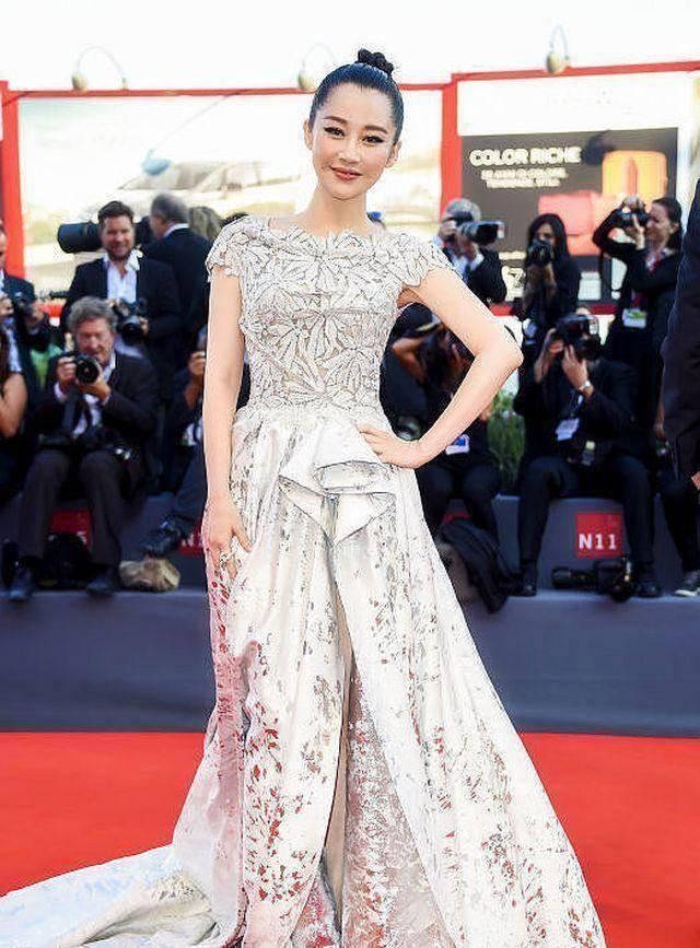 Yang Mi's armpit hair, Xu Qing's toenails, He Jie's leg hair ...