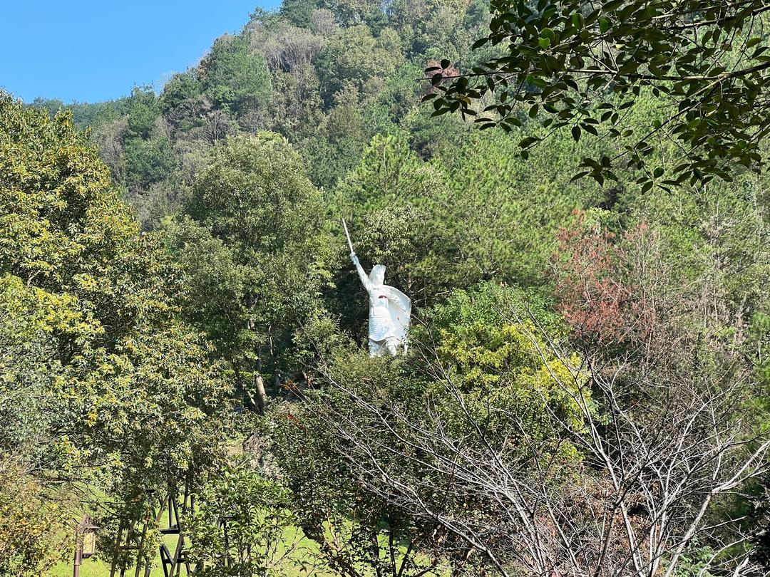 Covering an area of 12,500 acres, Mulan Tianchi is famous for its ...