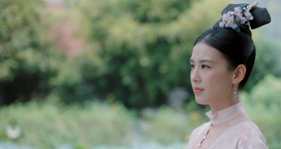 Huang Shengyi performed the "Royal Concubine" dance at the age of 40 ...