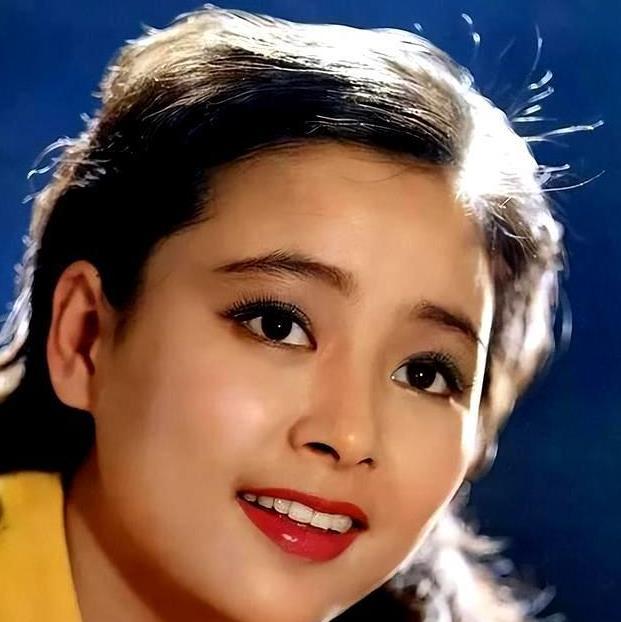 66-year-old Zhang Yu: No marriage, no children, rich assets and no one ...