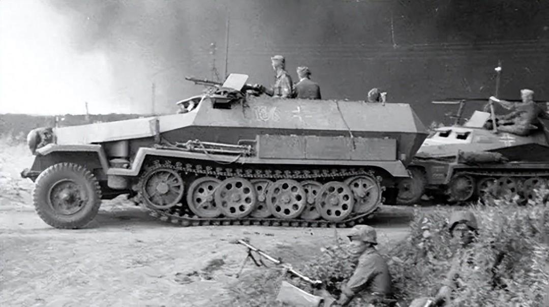 Why didn't the German army mass-produce half-track vehicles for use in ...