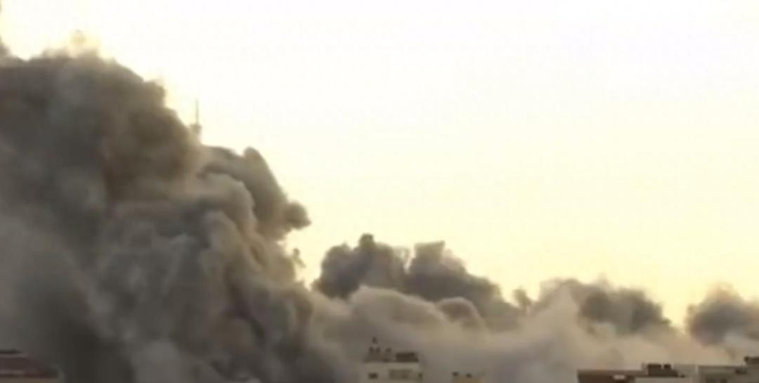 Hellfire! Shocking truth: The destructive power of white phosphorus ...