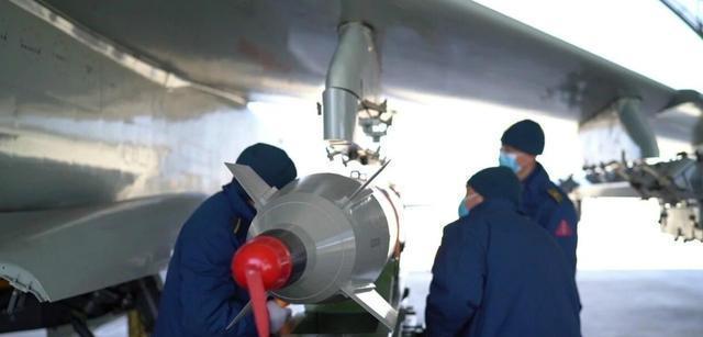 How are laser-guided bombs guided? - iNEWS